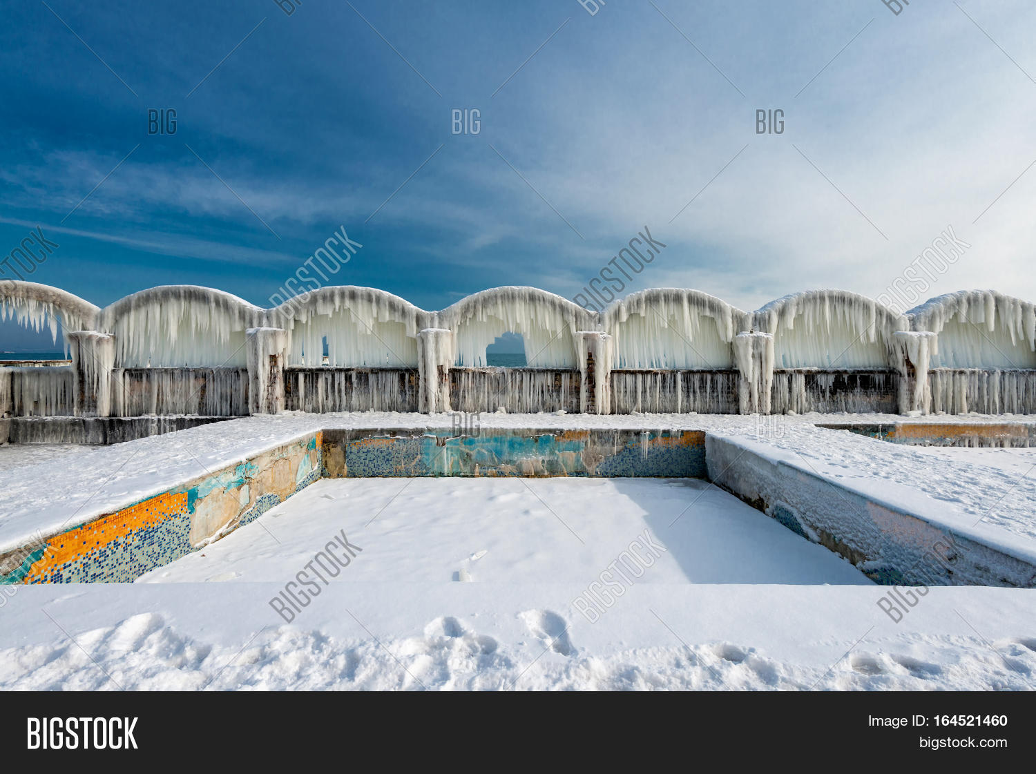 Icicles Over Arches Image & Photo (Free Trial) | Bigstock
