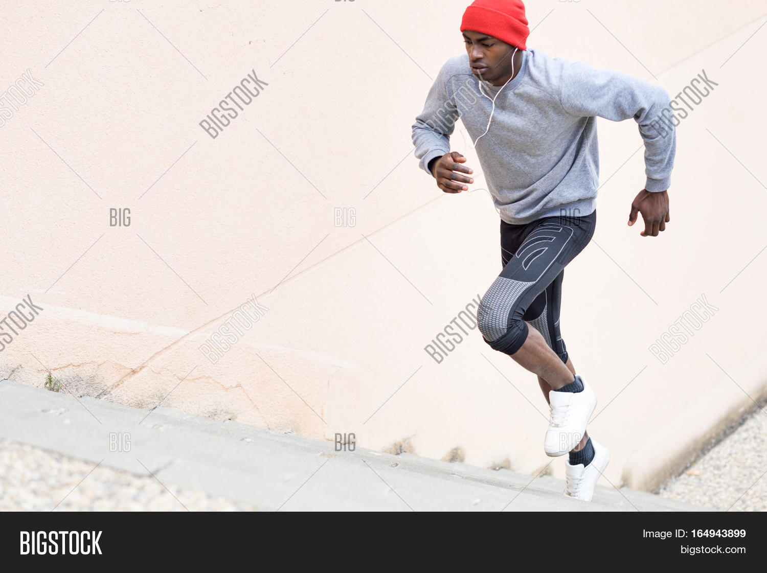 Black Man Running Image & Photo (Free Trial) | Bigstock