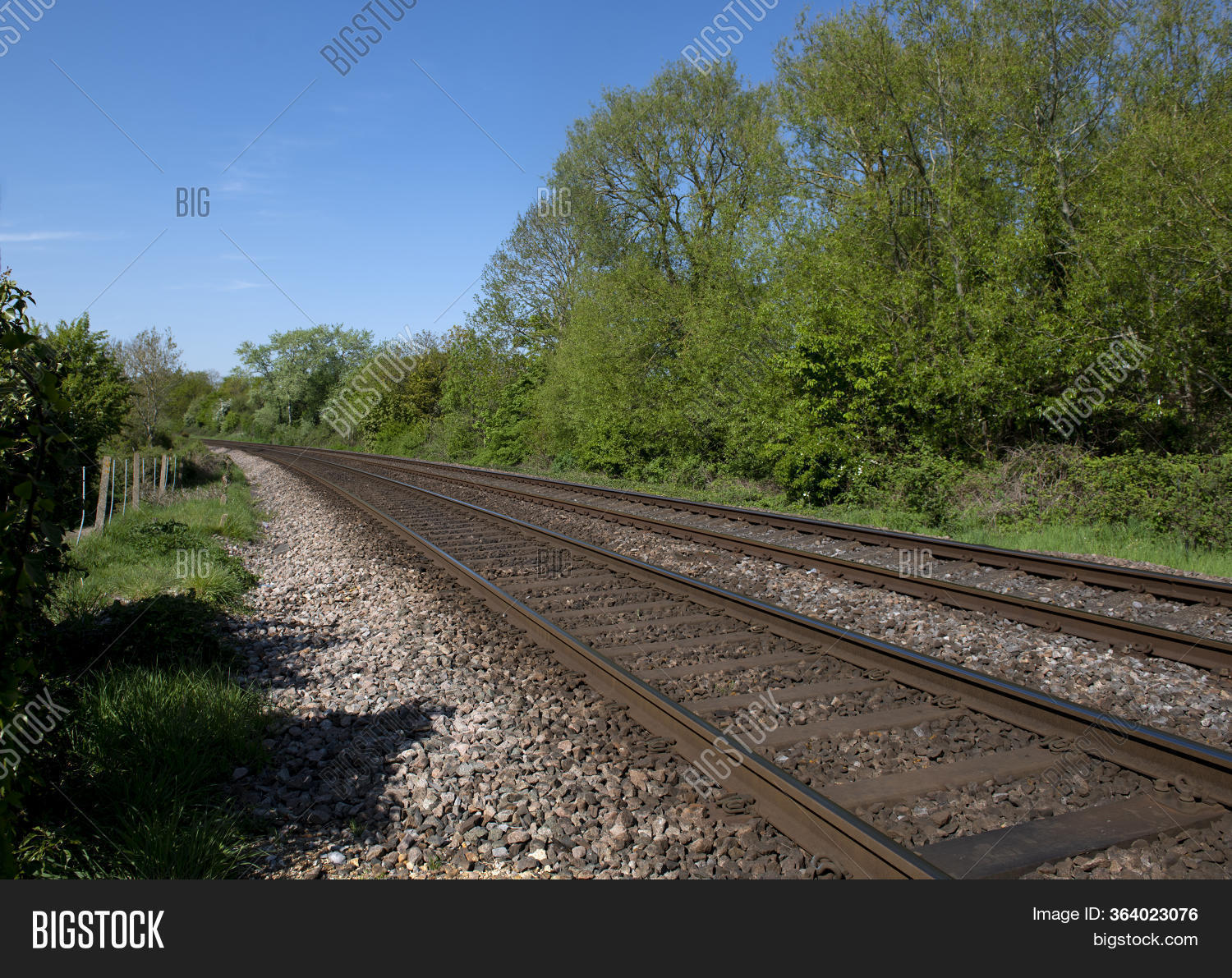 View Parallel Railroad Image & Photo (Free Trial) | Bigstock