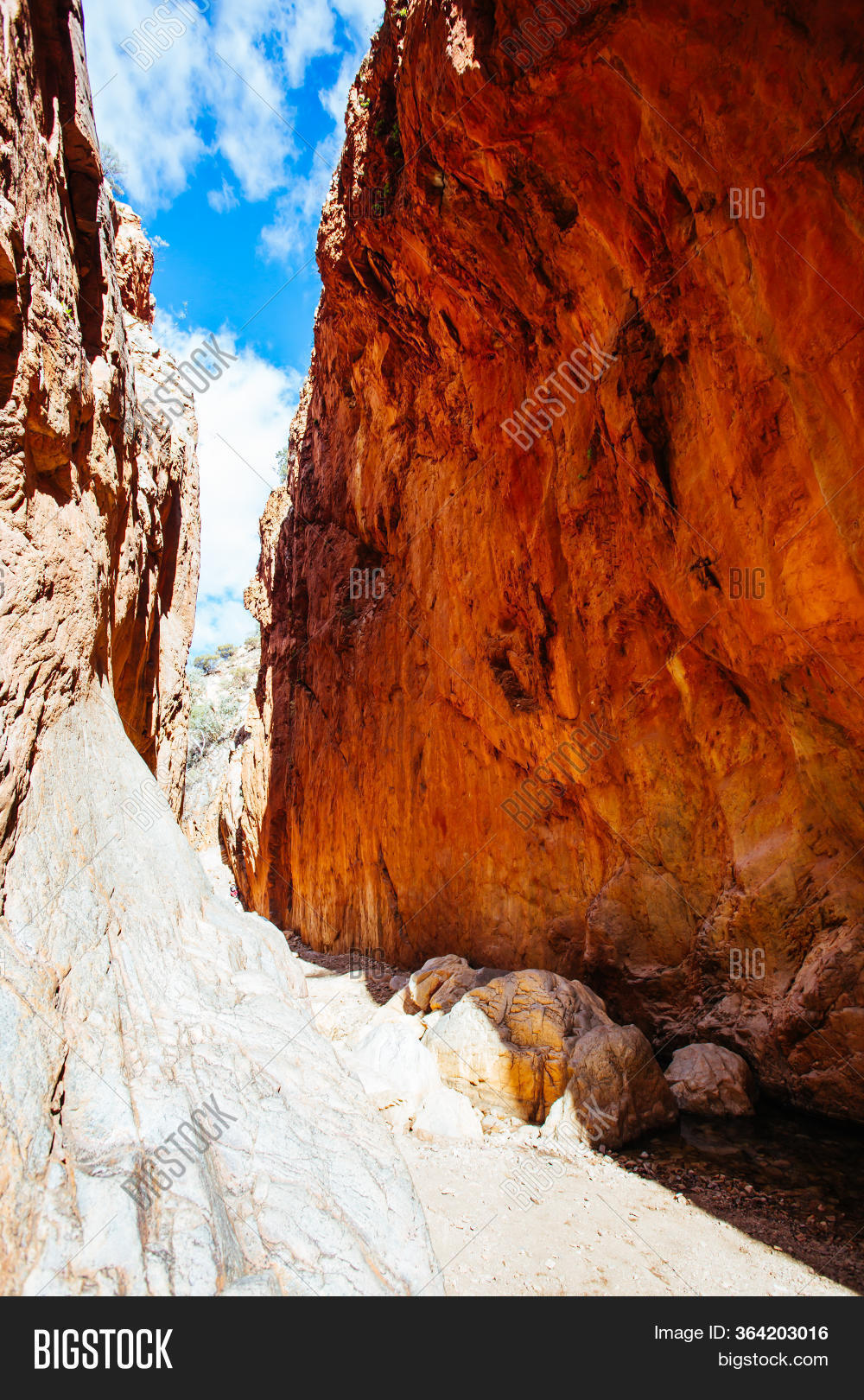 Standley Chasm Near Image & Photo (Free Trial) | Bigstock