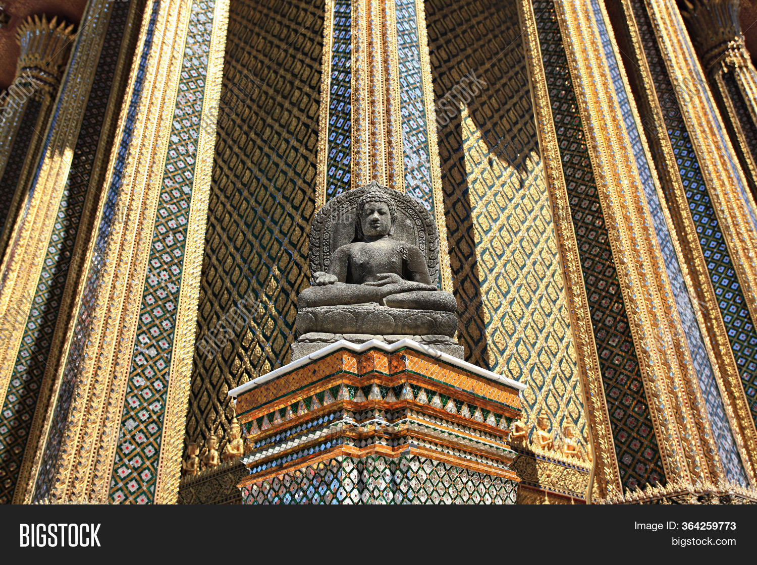 Wat Phra Sri Rattana Image & Photo (Free Trial) | Bigstock
