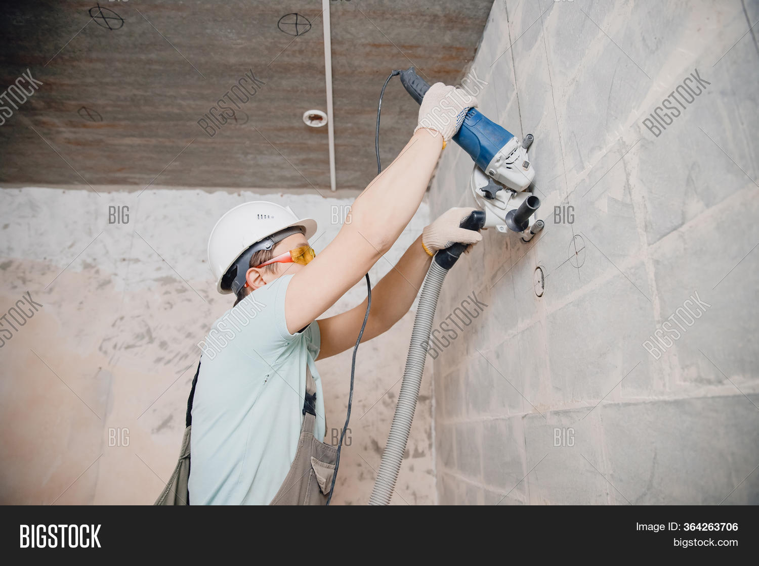 Builder Worker Cutting Image & Photo (Free Trial) | Bigstock