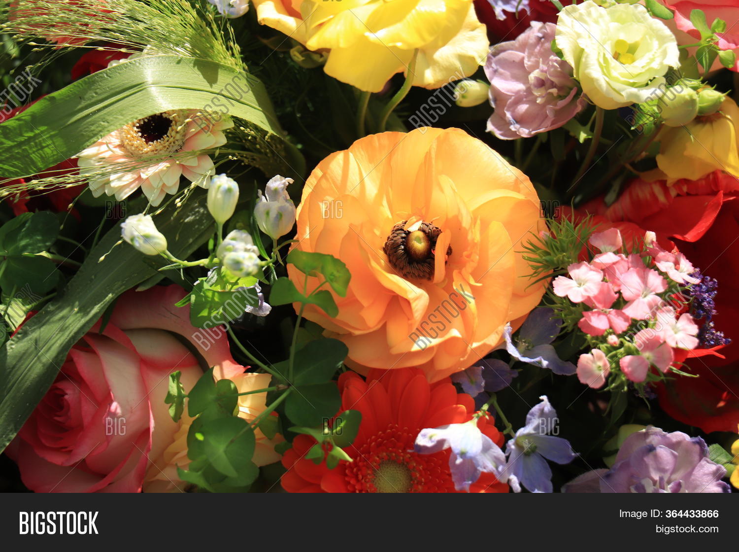 Mixed Spring Bouquet Image & Photo (Free Trial) | Bigstock