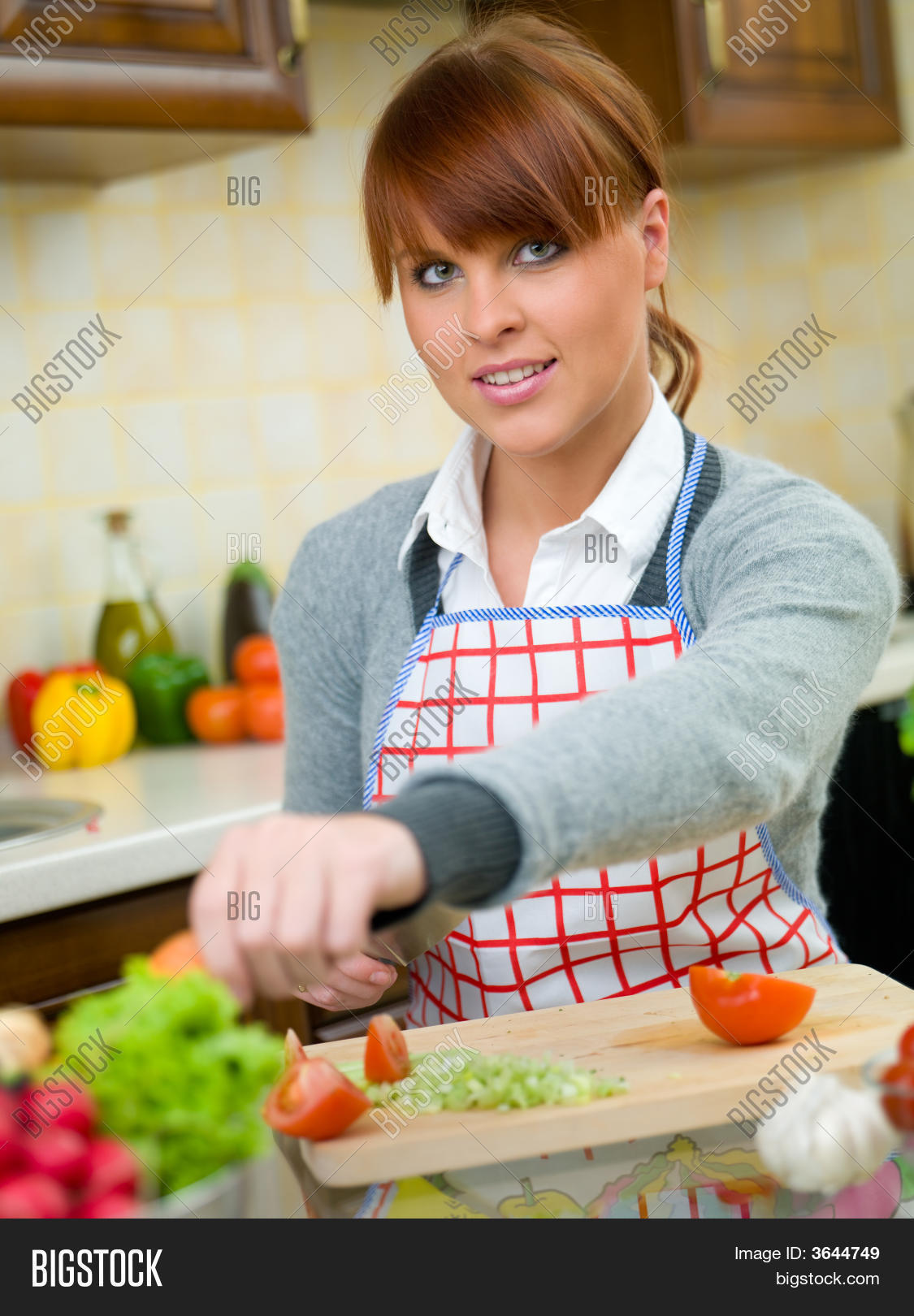 Woman Kitchen Image & Photo (Free Trial) | Bigstock