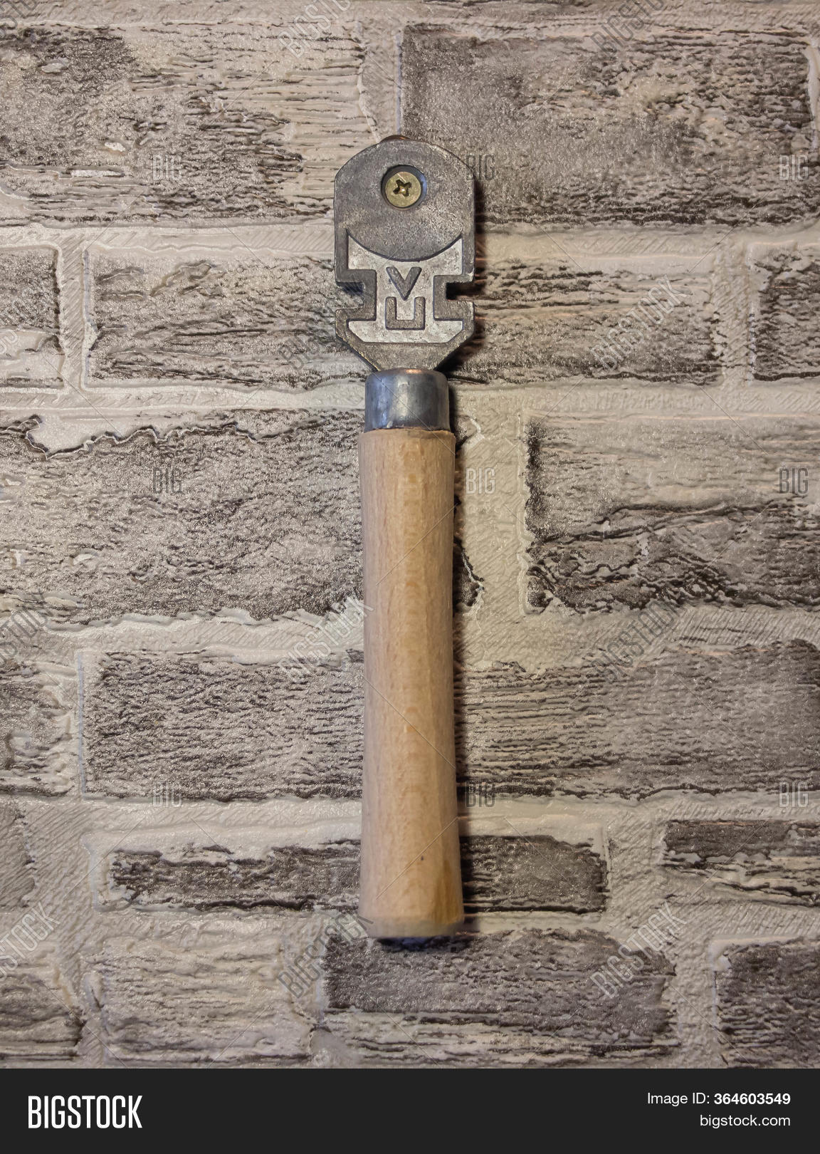 Manual Glass Cutter Image & Photo (Free Trial) | Bigstock