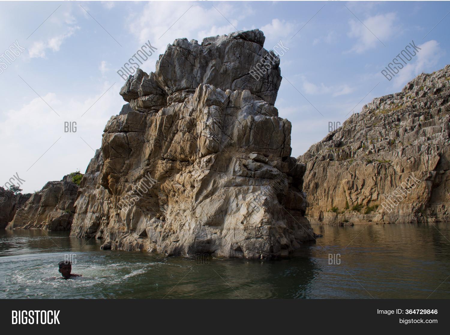 Narmada River Between Image & Photo (Free Trial) | Bigstock