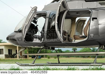 New Helicopter Open Image & Photo (Free Trial) | Bigstock