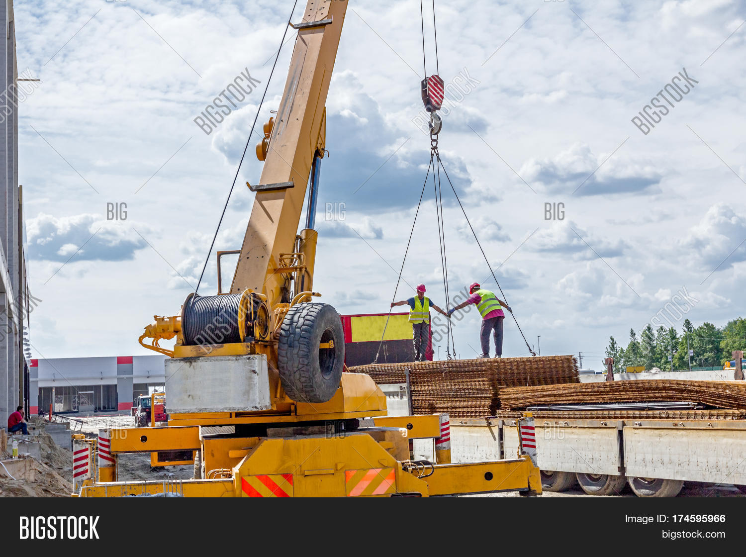 Mobile Crane Unloading Image & Photo (Free Trial) | Bigstock