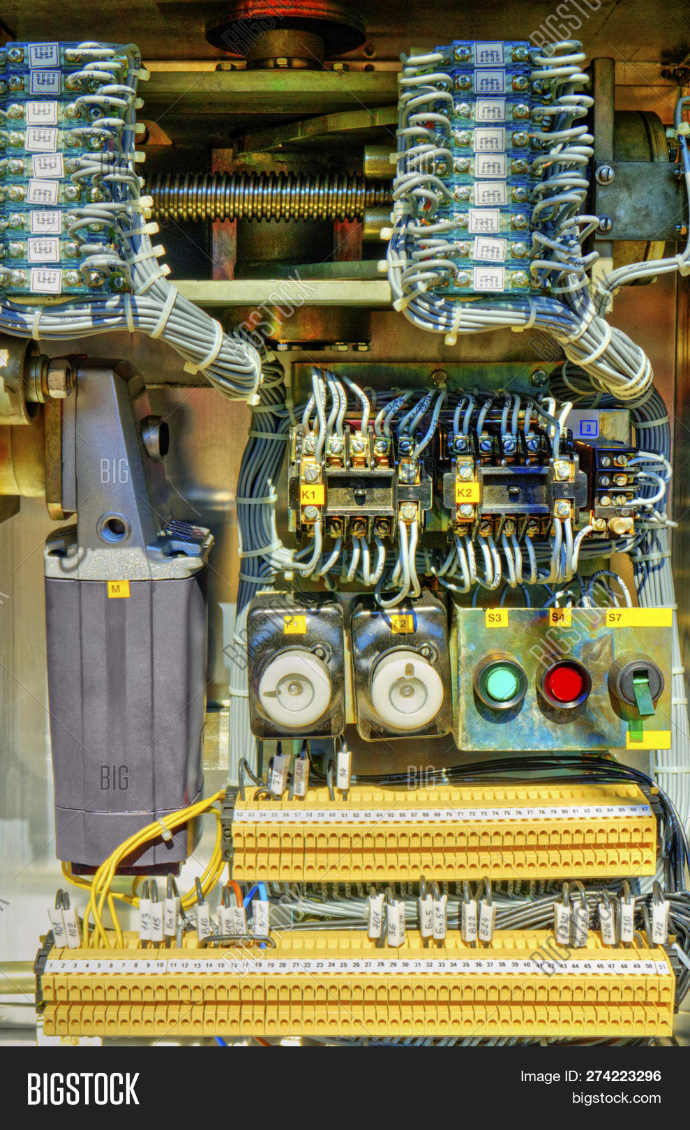 Inside View Control Image & Photo (Free Trial) | Bigstock