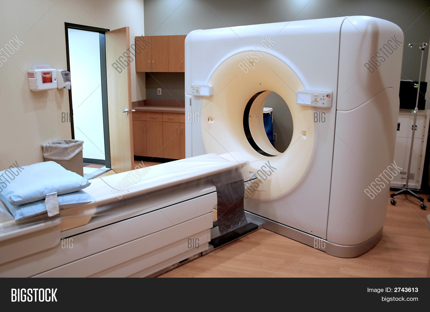 Ct Scan Equipment Image & Photo (Free Trial) | Bigstock