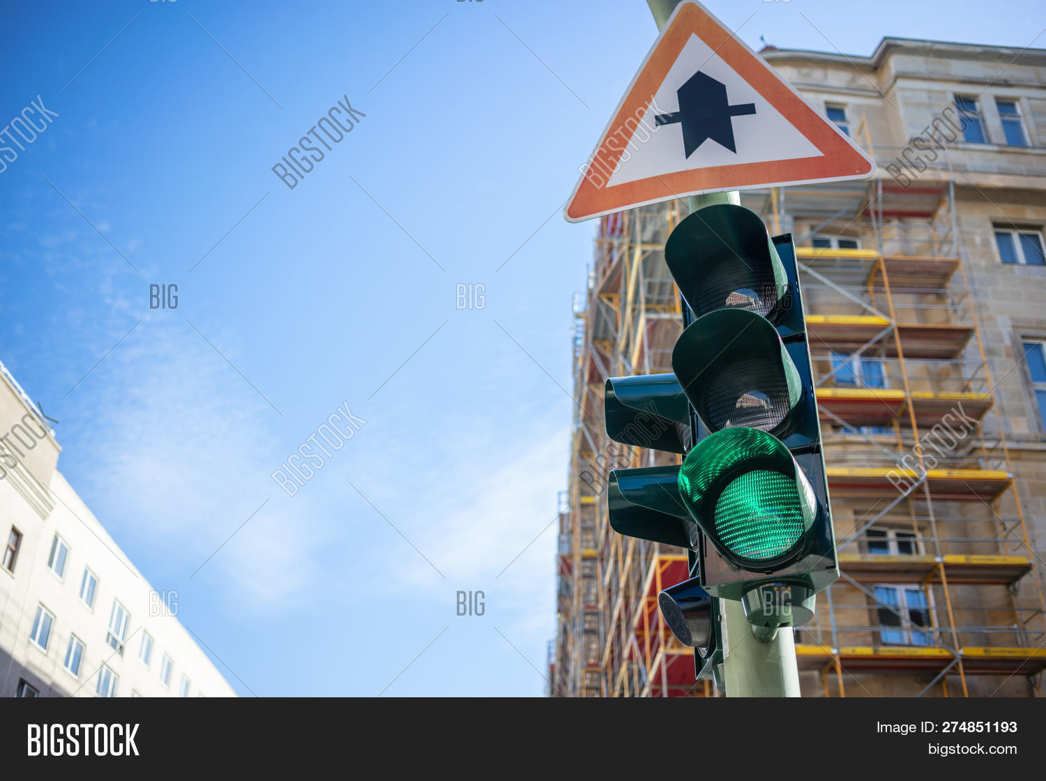 Green Traffic Light Image & Photo (Free Trial) | Bigstock