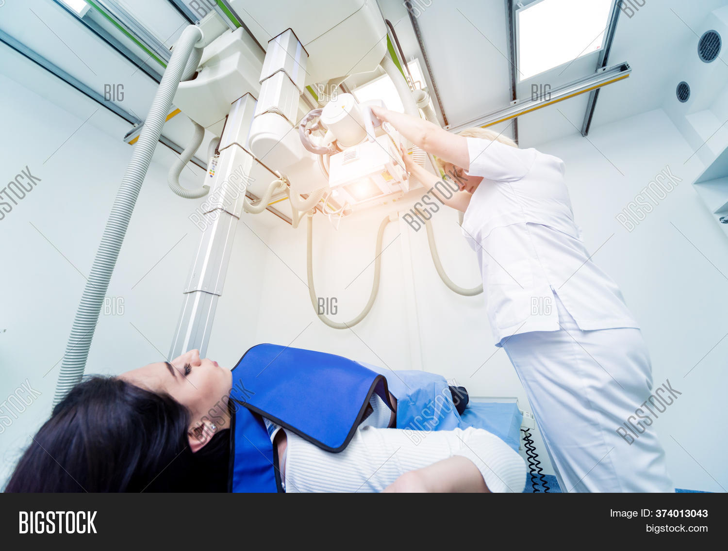 Radiologist Patient X- Image & Photo (Free Trial) | Bigstock