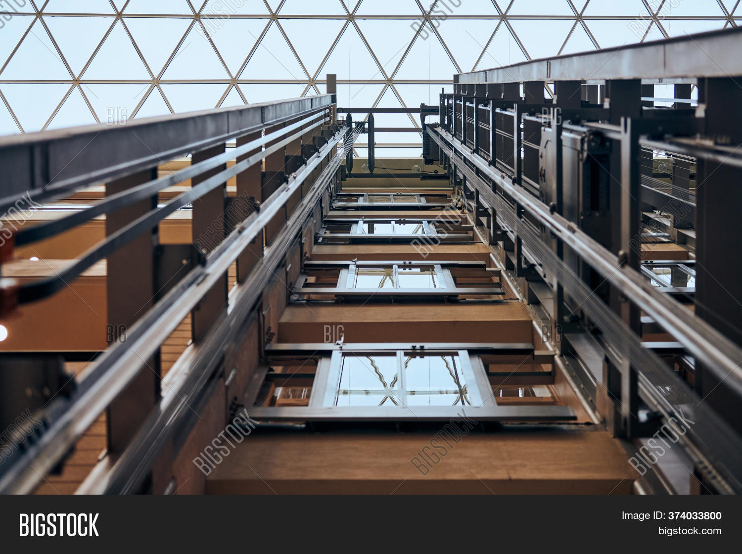 Open Elevator Lift Image & Photo (Free Trial) | Bigstock