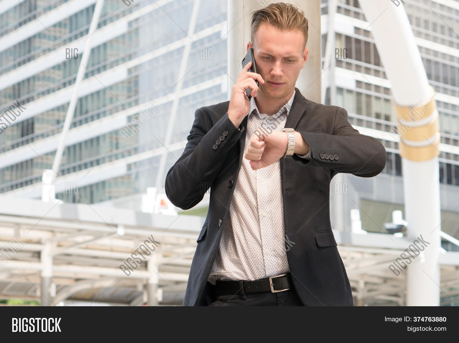 Hurry Businessman Image & Photo (Free Trial) | Bigstock