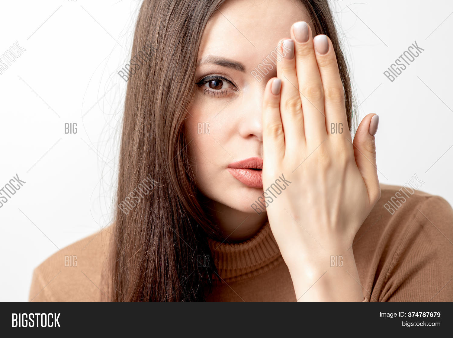 Portrait Young Woman Image & Photo (Free Trial) | Bigstock