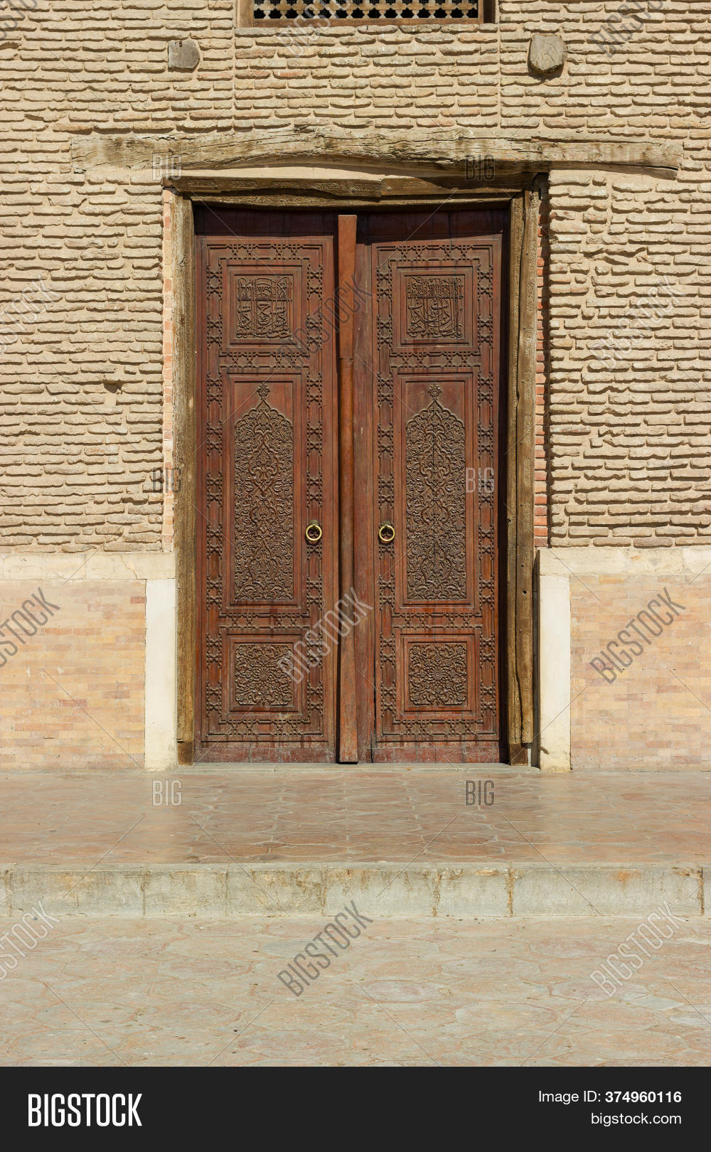Old Carved Wooden Door Image & Photo (Free Trial) | Bigstock