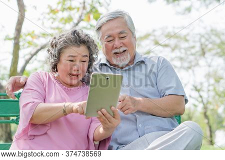 Elderly People Lifestyles And Communication Technology. Happy ...