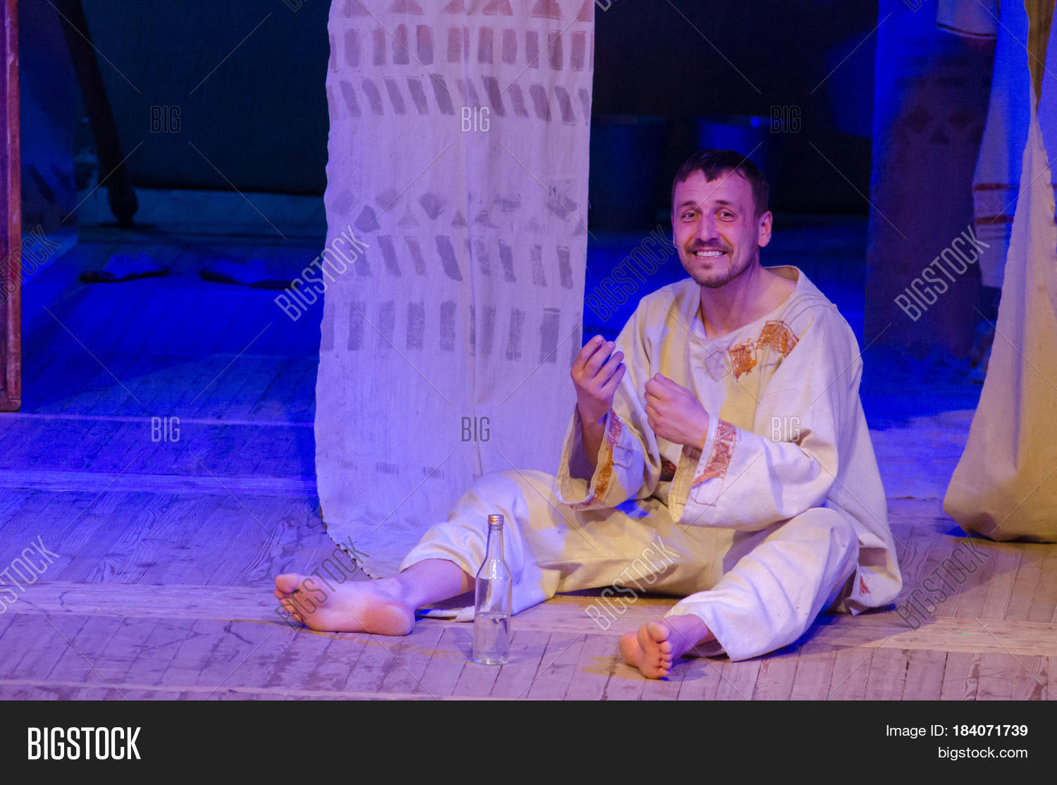 Dramatic Performance Image & Photo (Free Trial) | Bigstock