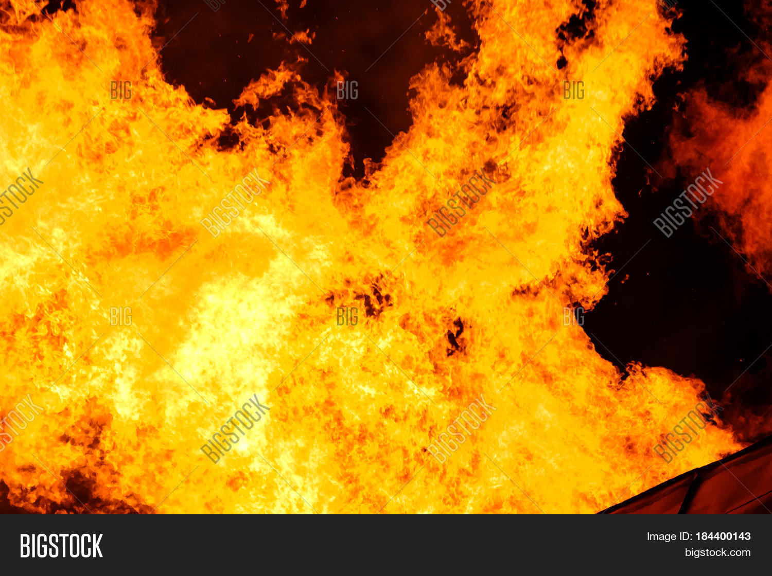 Great Fire 이미지 및 사진(무료 체험) | Bigstock