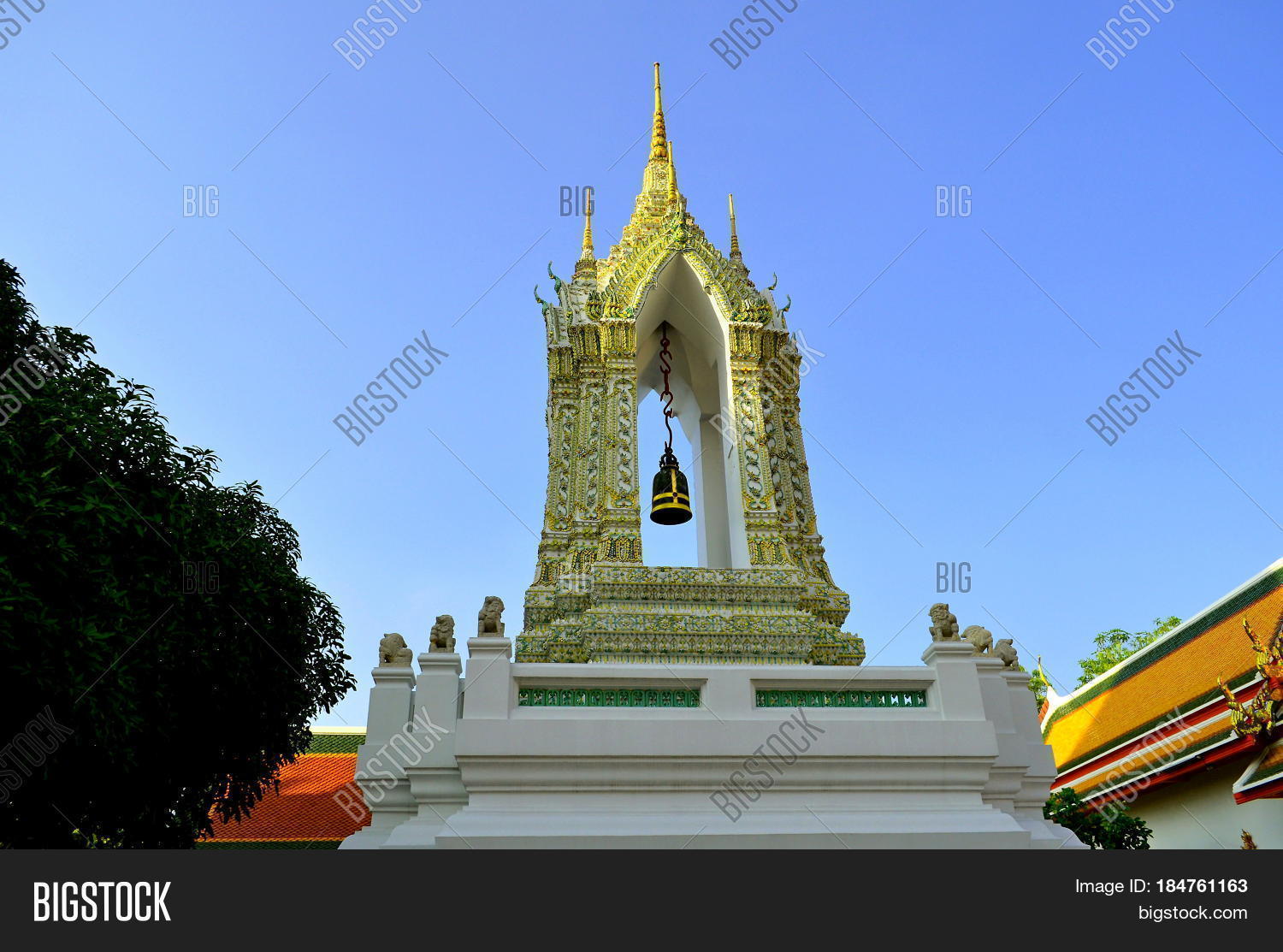 Bell Buddhist Temple Image & Photo (Free Trial) | Bigstock