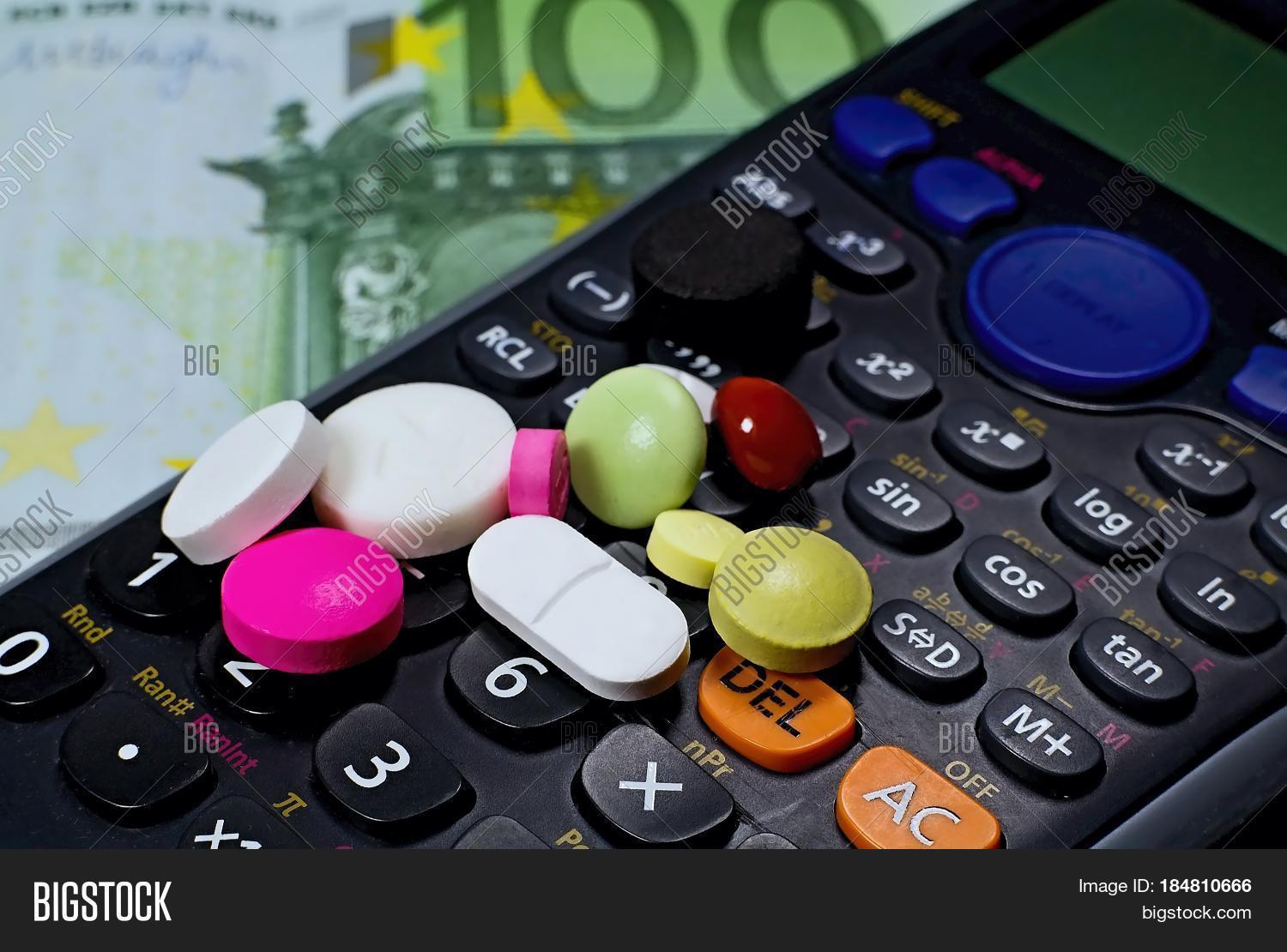 Imagen y foto Pills, Calculator (prueba gratis) | Bigstock