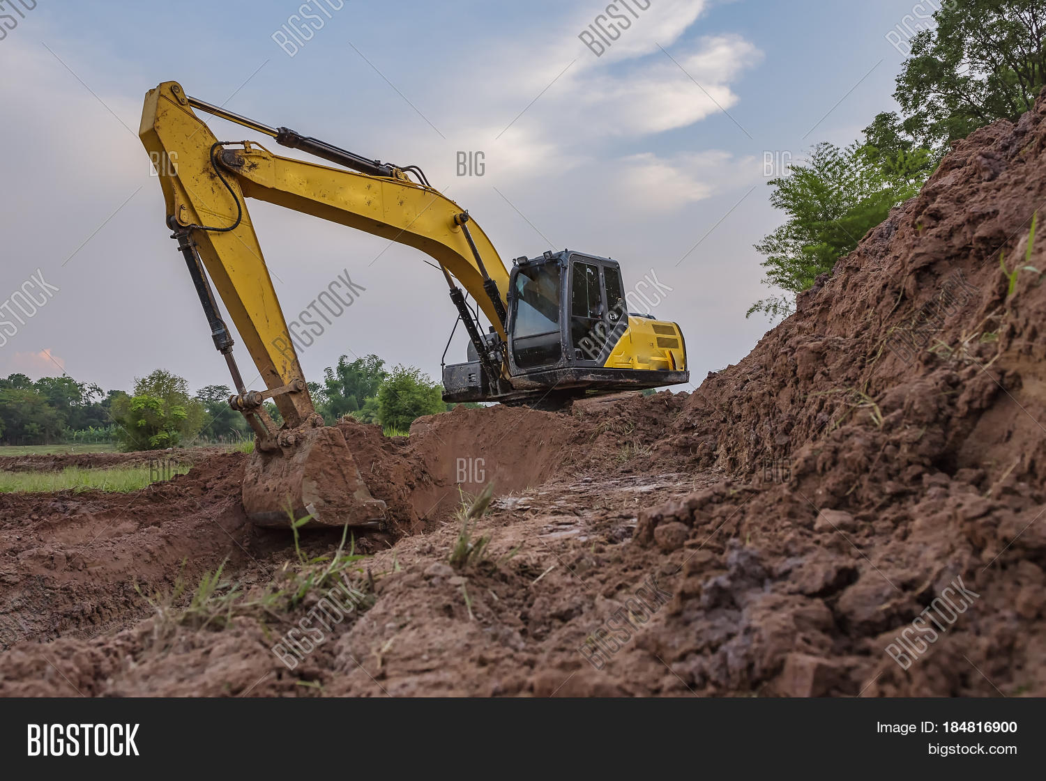 Backhoe Image & Photo (Free Trial) | Bigstock