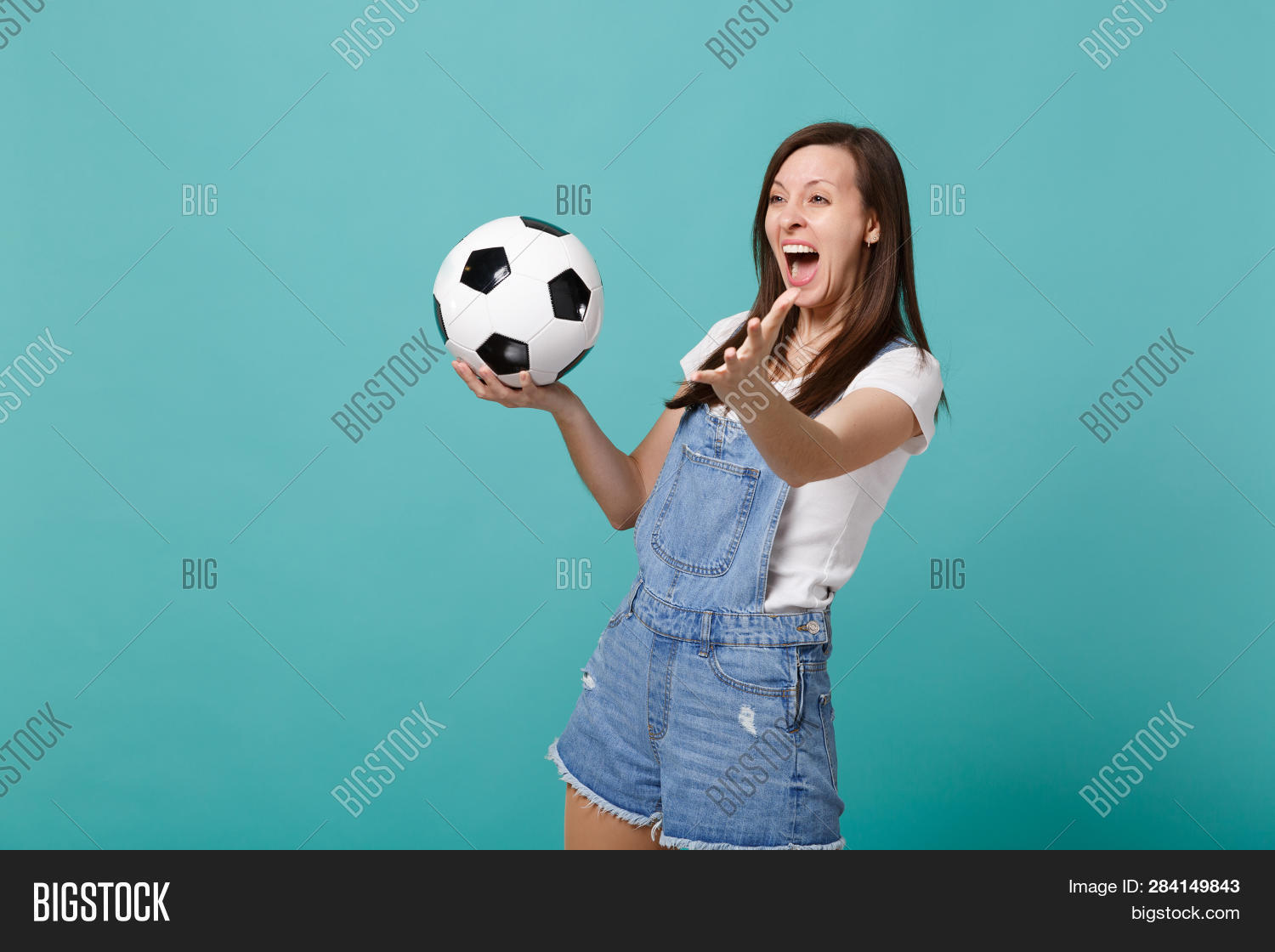 Happy Screaming Girl Image & Photo (Free Trial) | Bigstock