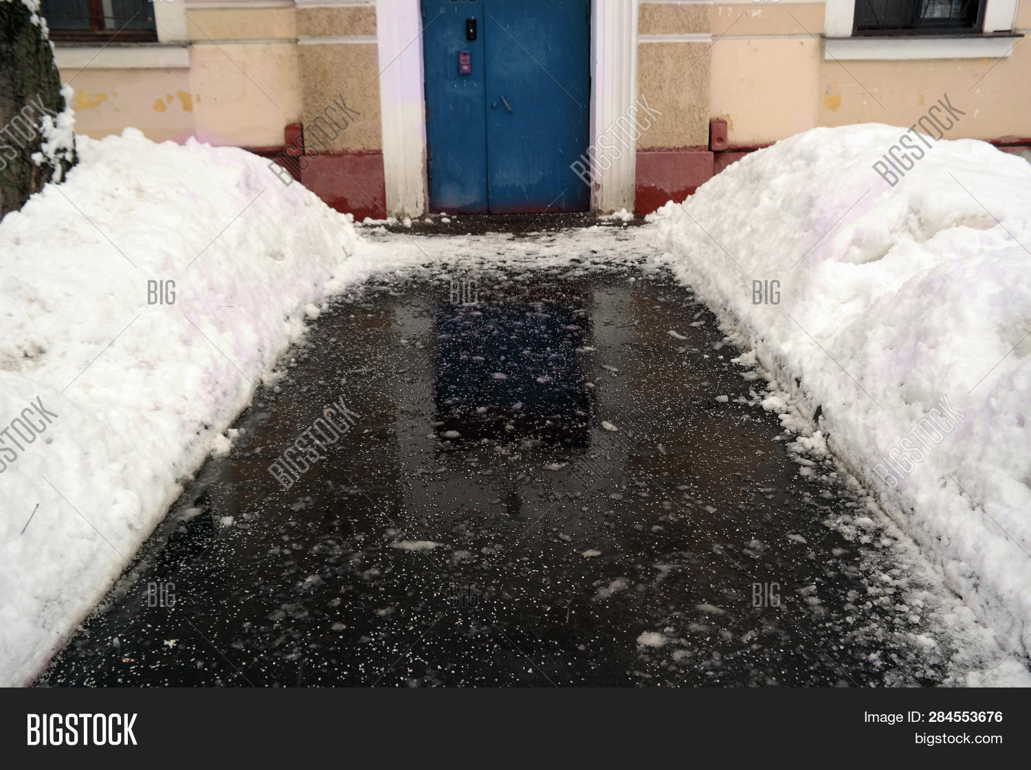 Gritting Salt On Image & Photo (Free Trial) | Bigstock