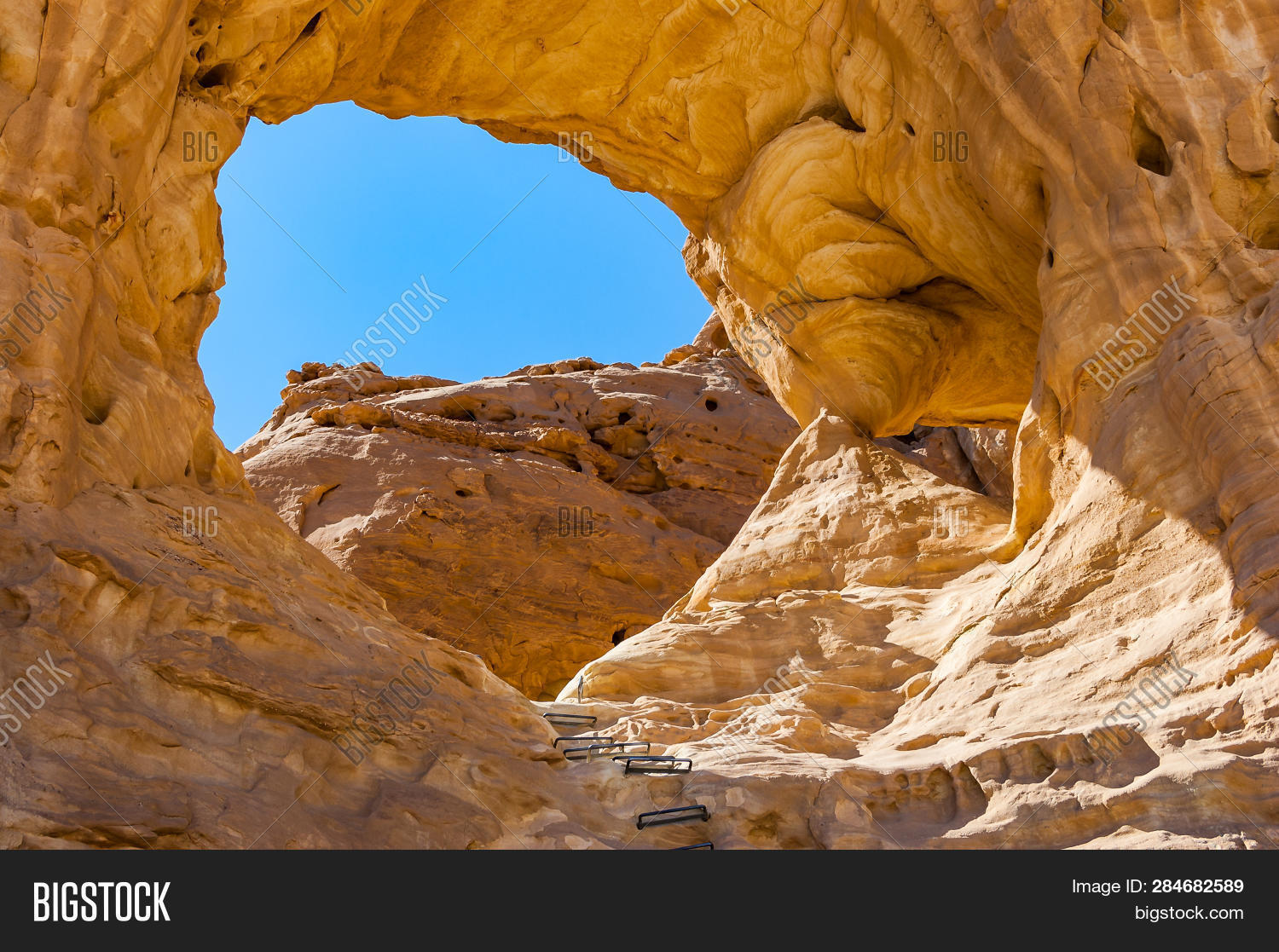 Arches, Amazing Round Image & Photo (Free Trial) | Bigstock