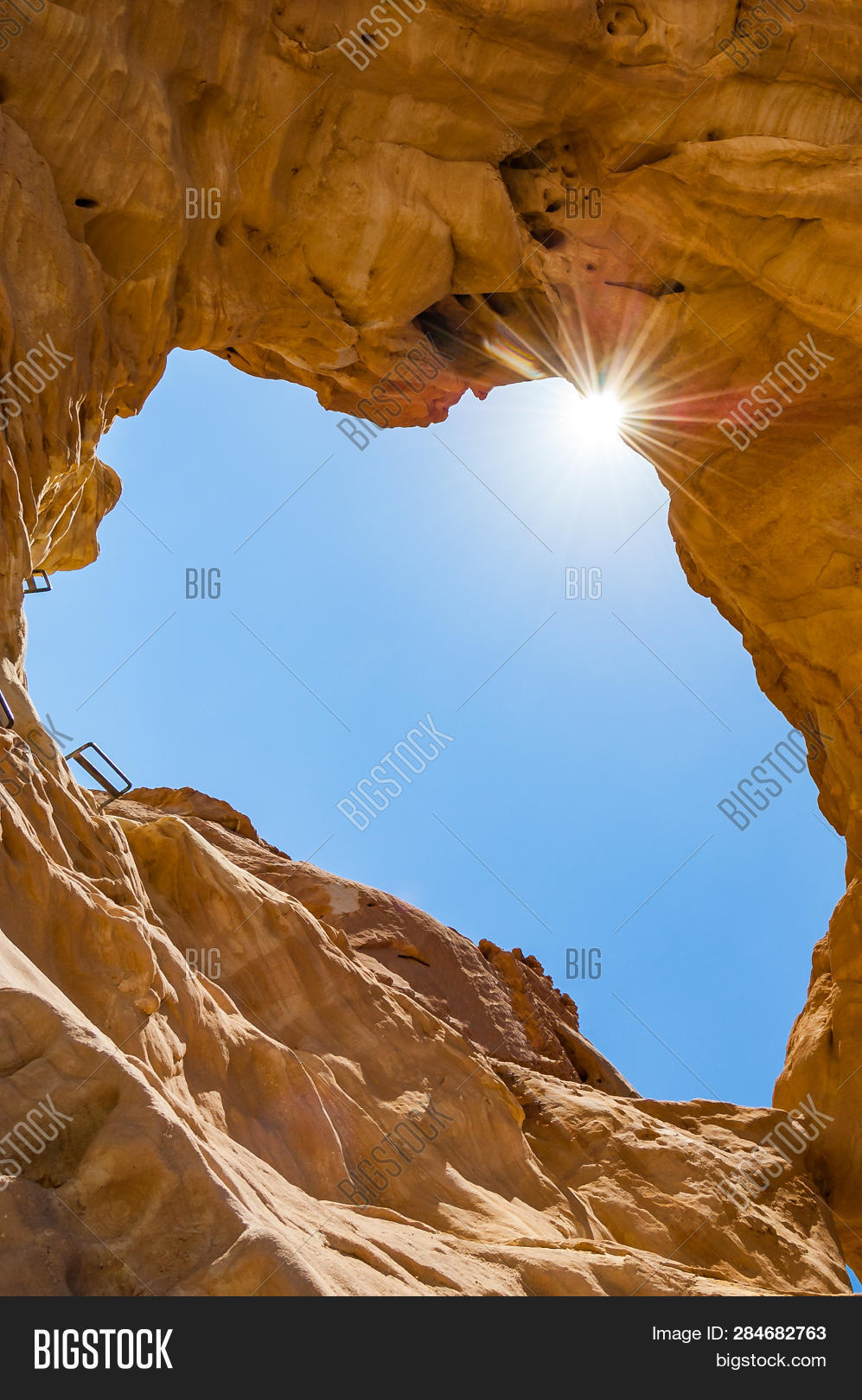 Arches, Amazing Round Image & Photo (Free Trial) | Bigstock