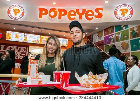 Customers Popeyes Take Image & Photo (Free Trial) | Bigstock