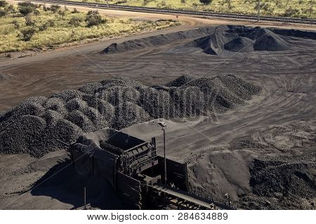 Manganese Mining Image & Photo (Free Trial) | Bigstock