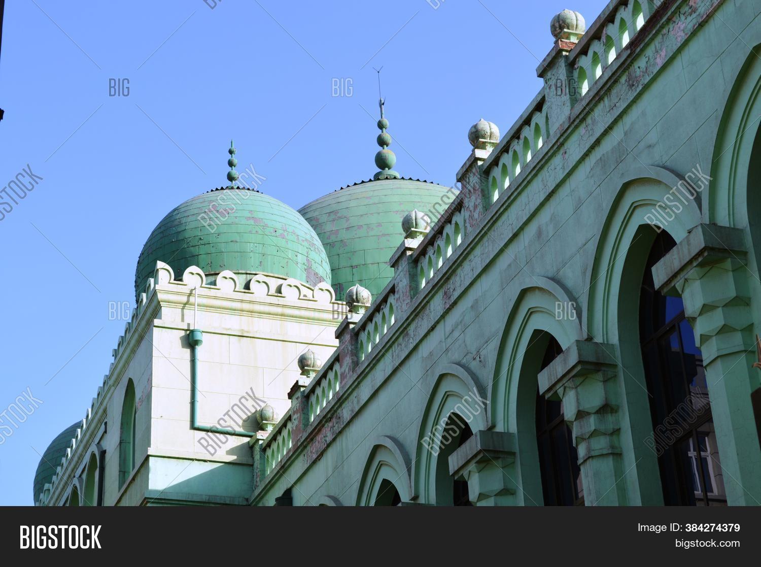 China Islamic Image & Photo (Free Trial) | Bigstock