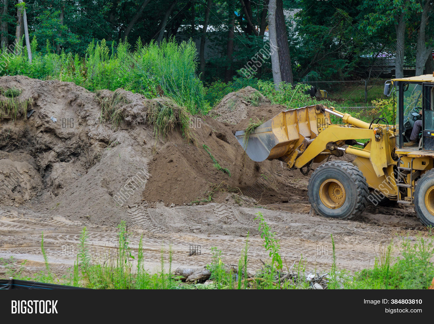 Backhoe Digging Ground Image & Photo (Free Trial) | Bigstock