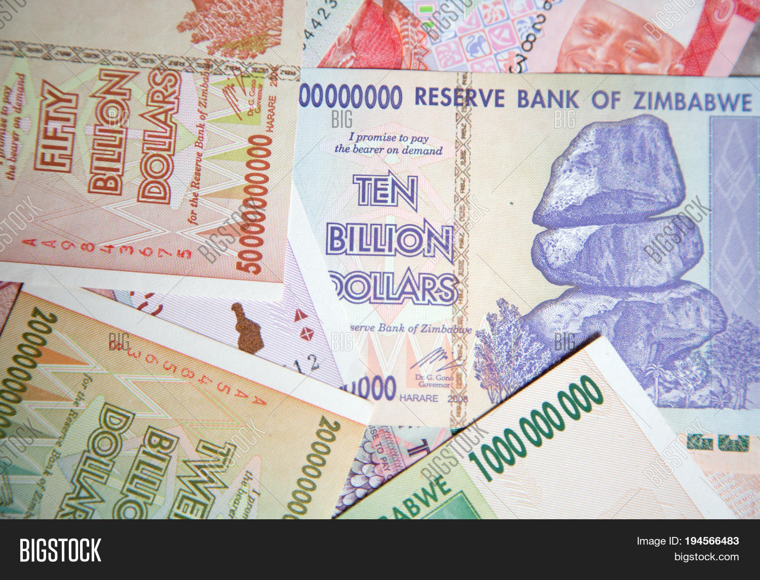 Imagen y foto Banknotes Zimbabwe (prueba gratis) | Bigstock