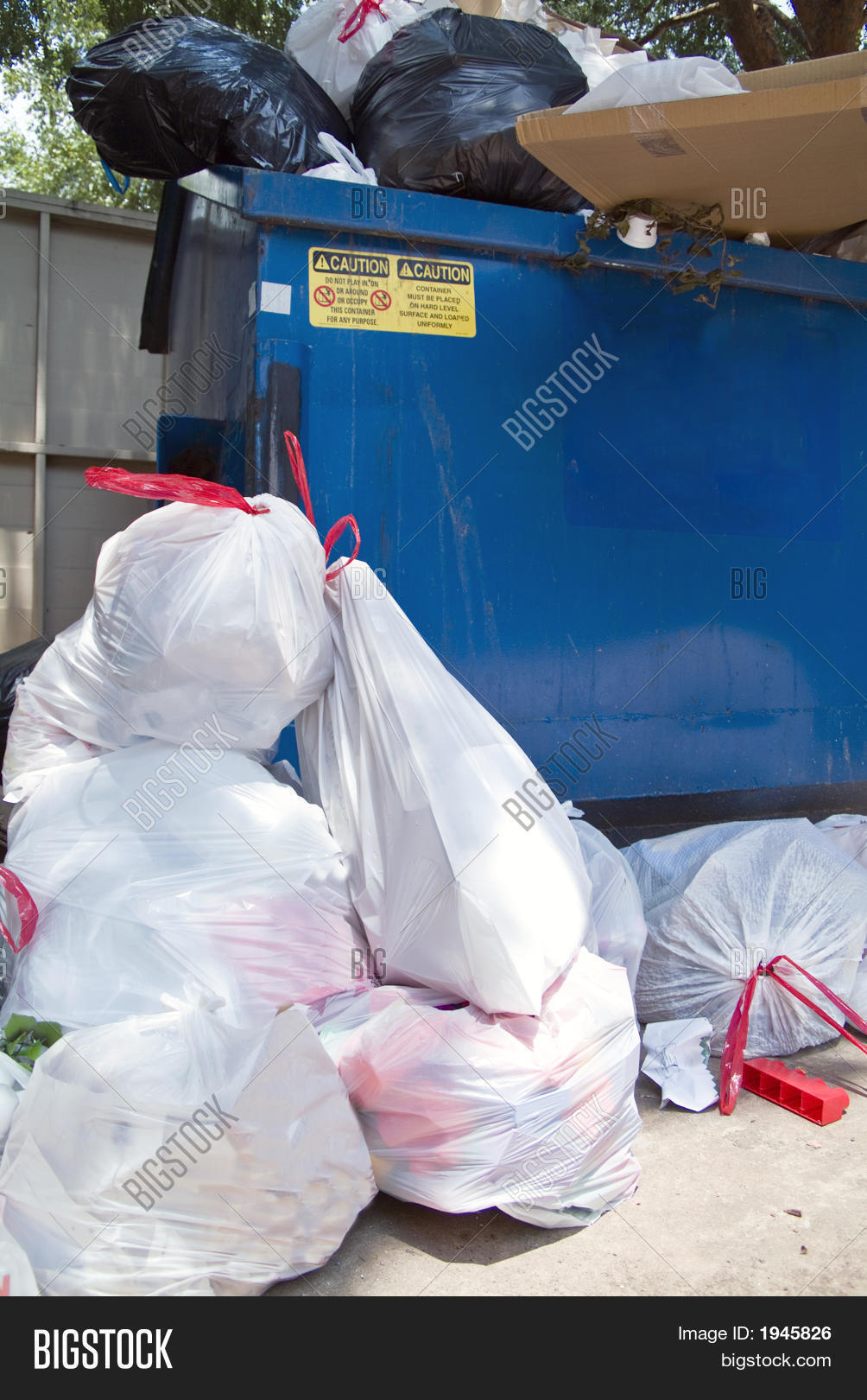 Trash Bin Image & Photo (Free Trial) | Bigstock