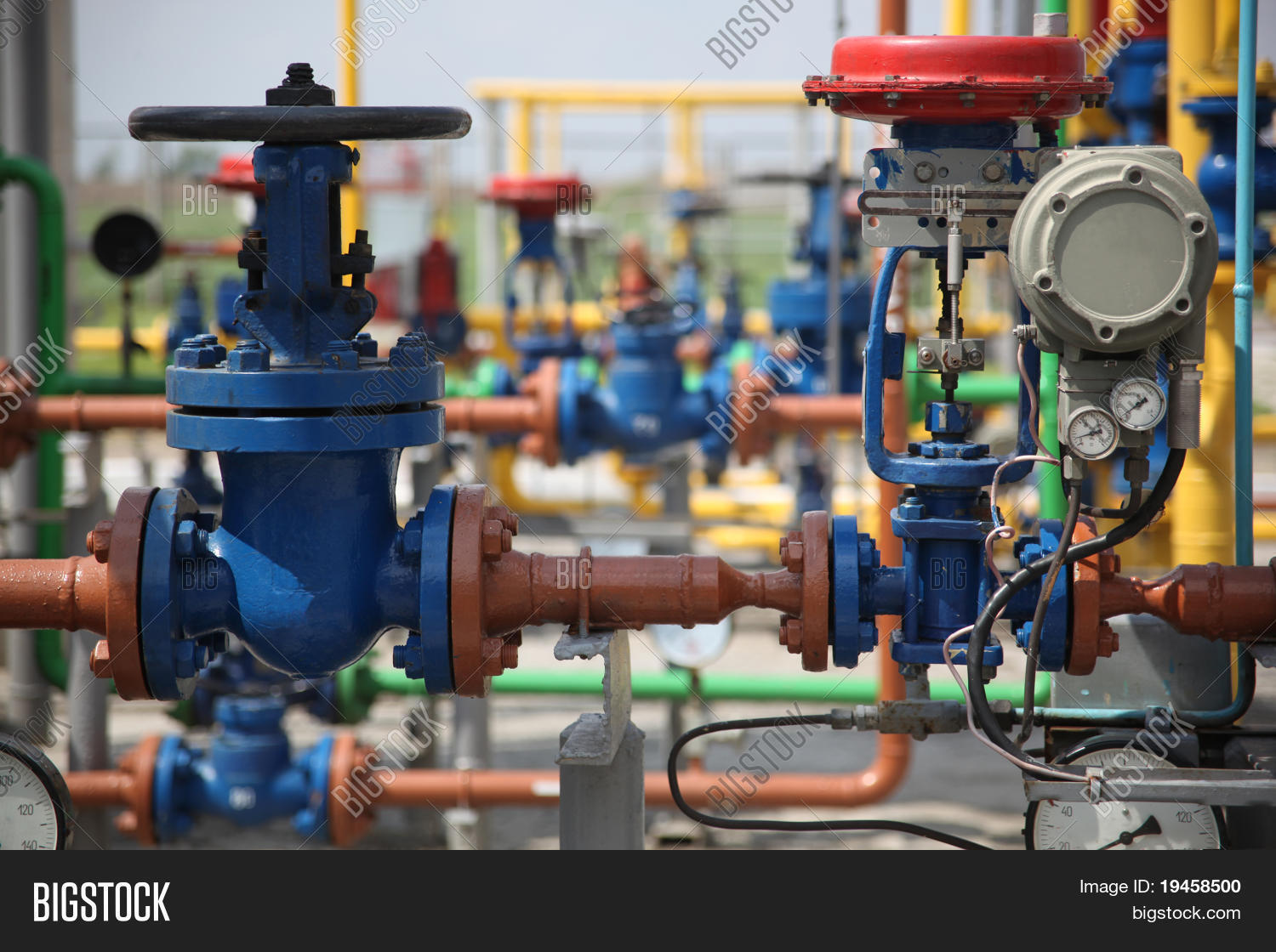 Gas Refinery Pipes Image & Photo (Free Trial) | Bigstock
