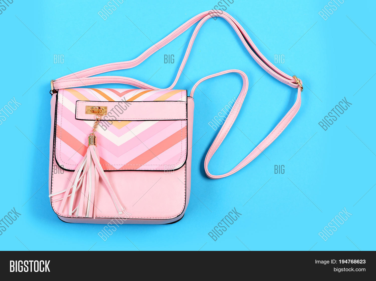 Purse Light Pink Color Image & Photo (Free Trial) | Bigstock