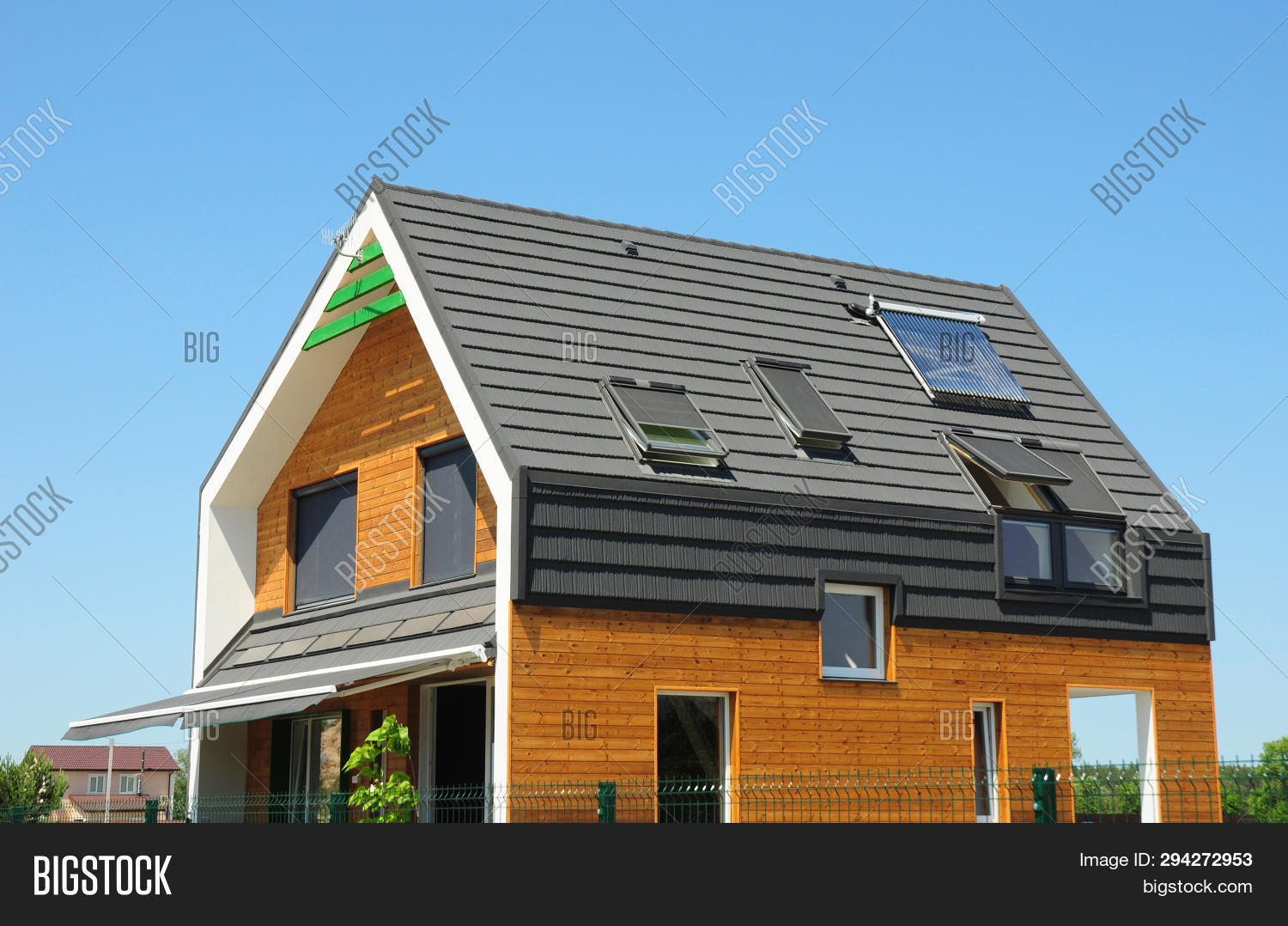 Modern Passive House Image & Photo (Free Trial) | Bigstock