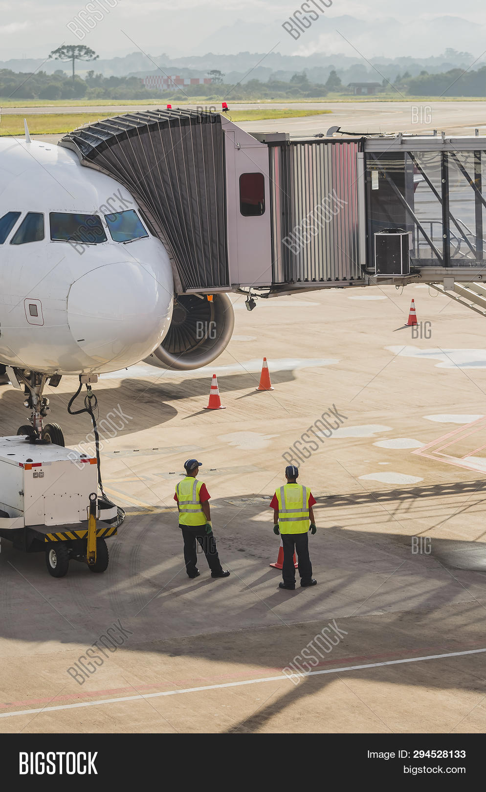 Jetway Connected Image & Photo (Free Trial) | Bigstock