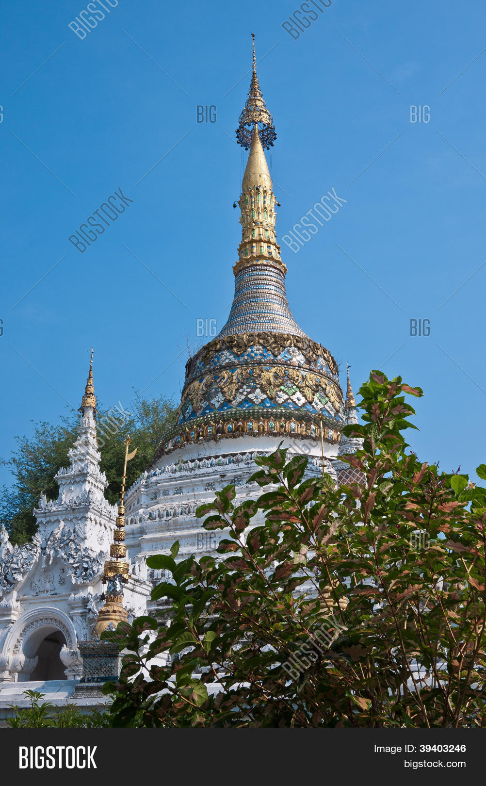 Lanna Stupa Image & Photo (Free Trial) | Bigstock