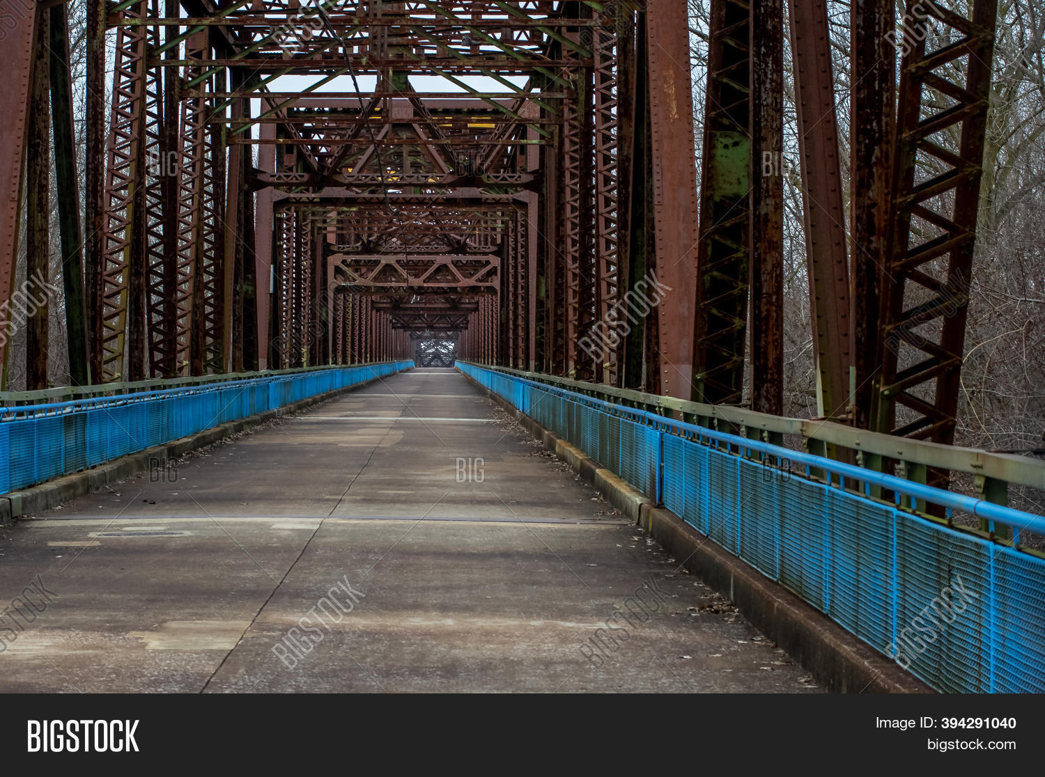 Old Rusty Steel Truss Image & Photo (Free Trial) | Bigstock