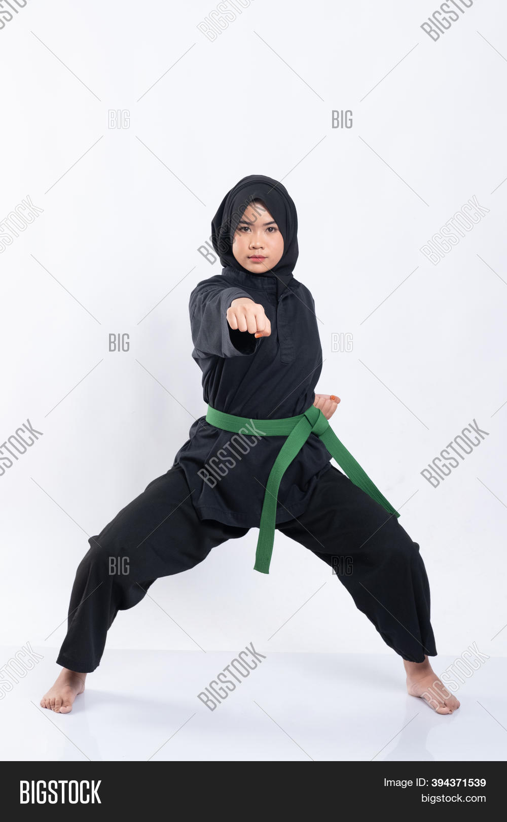 Woman Veil Pencak Image & Photo (Free Trial) | Bigstock