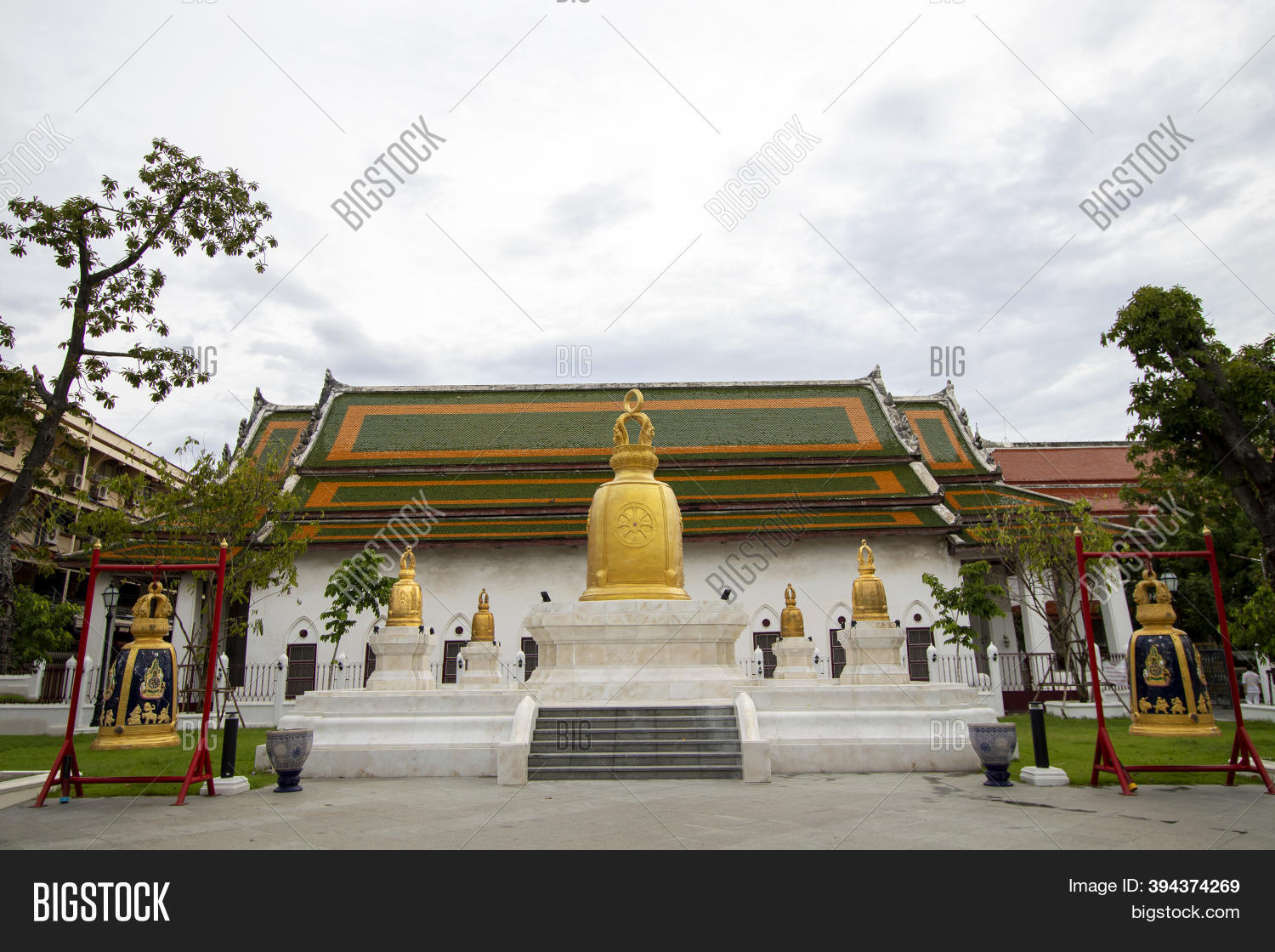 Wat Rakang Famous Image & Photo (Free Trial) | Bigstock