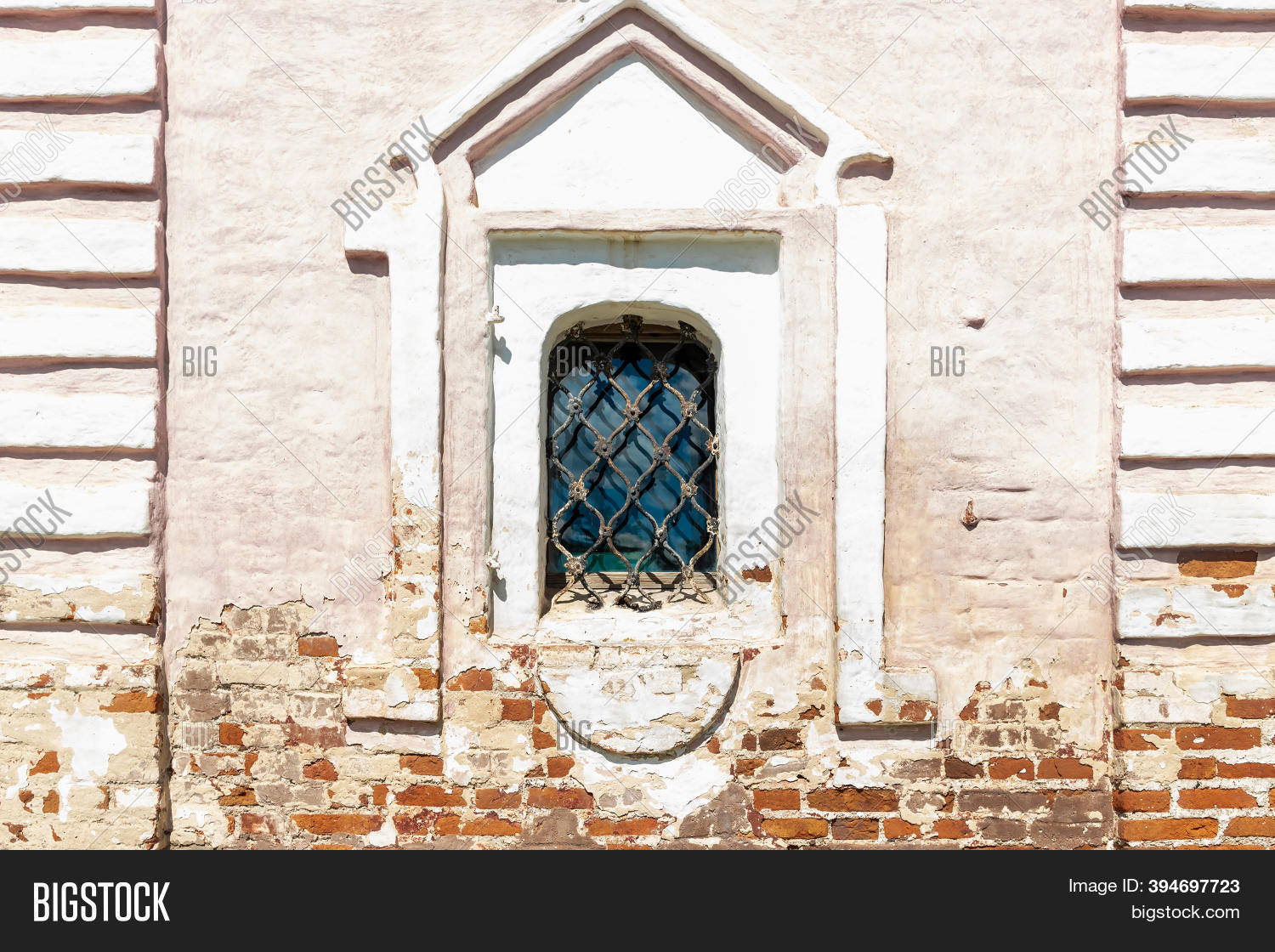 Elegant Old Arch Image & Photo (Free Trial) | Bigstock