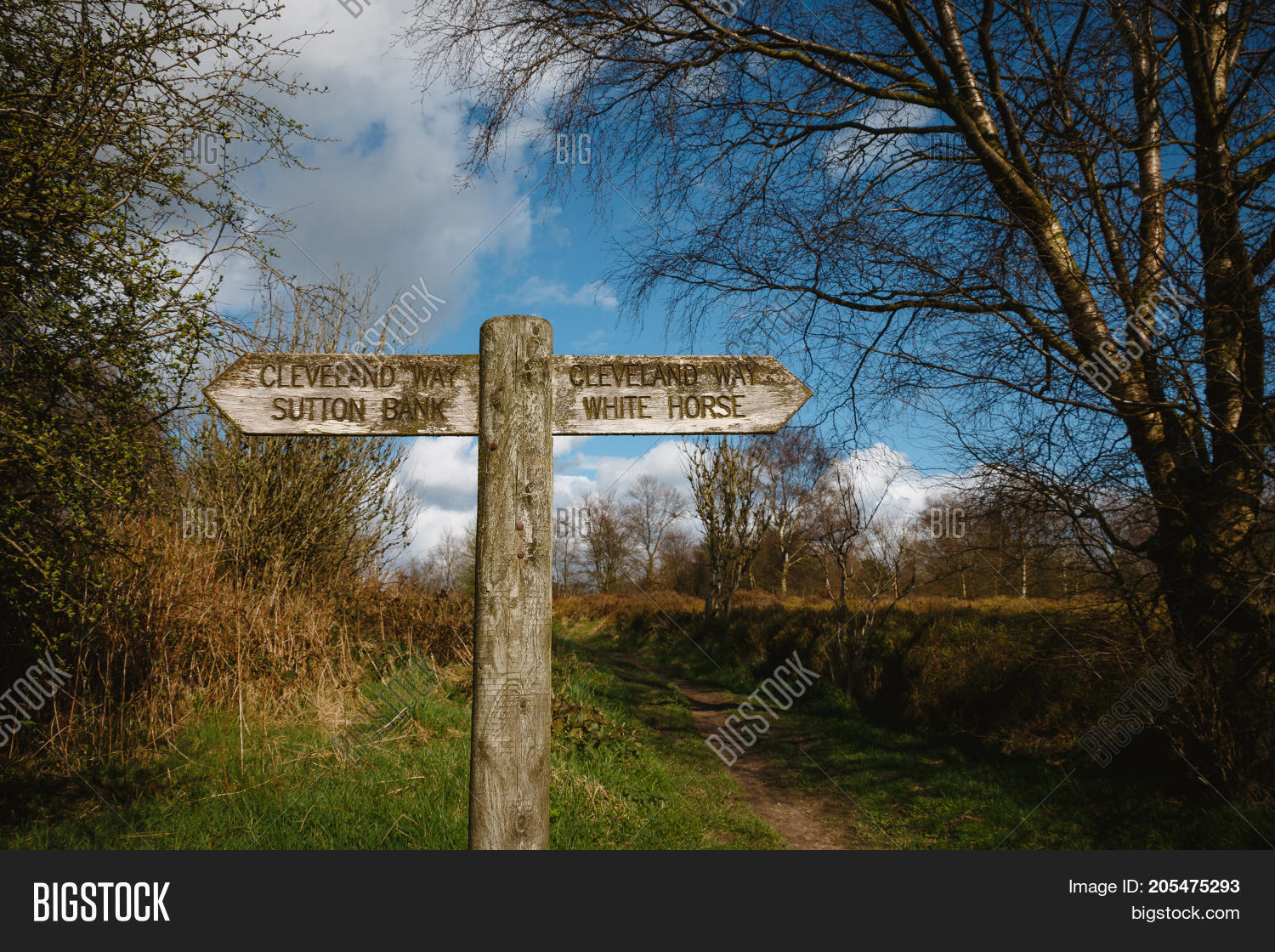 English Country Wooden Image & Photo (Free Trial) | Bigstock