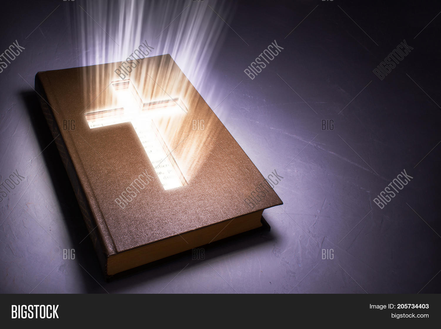 Book Bible Inside Image & Photo (Free Trial) | Bigstock