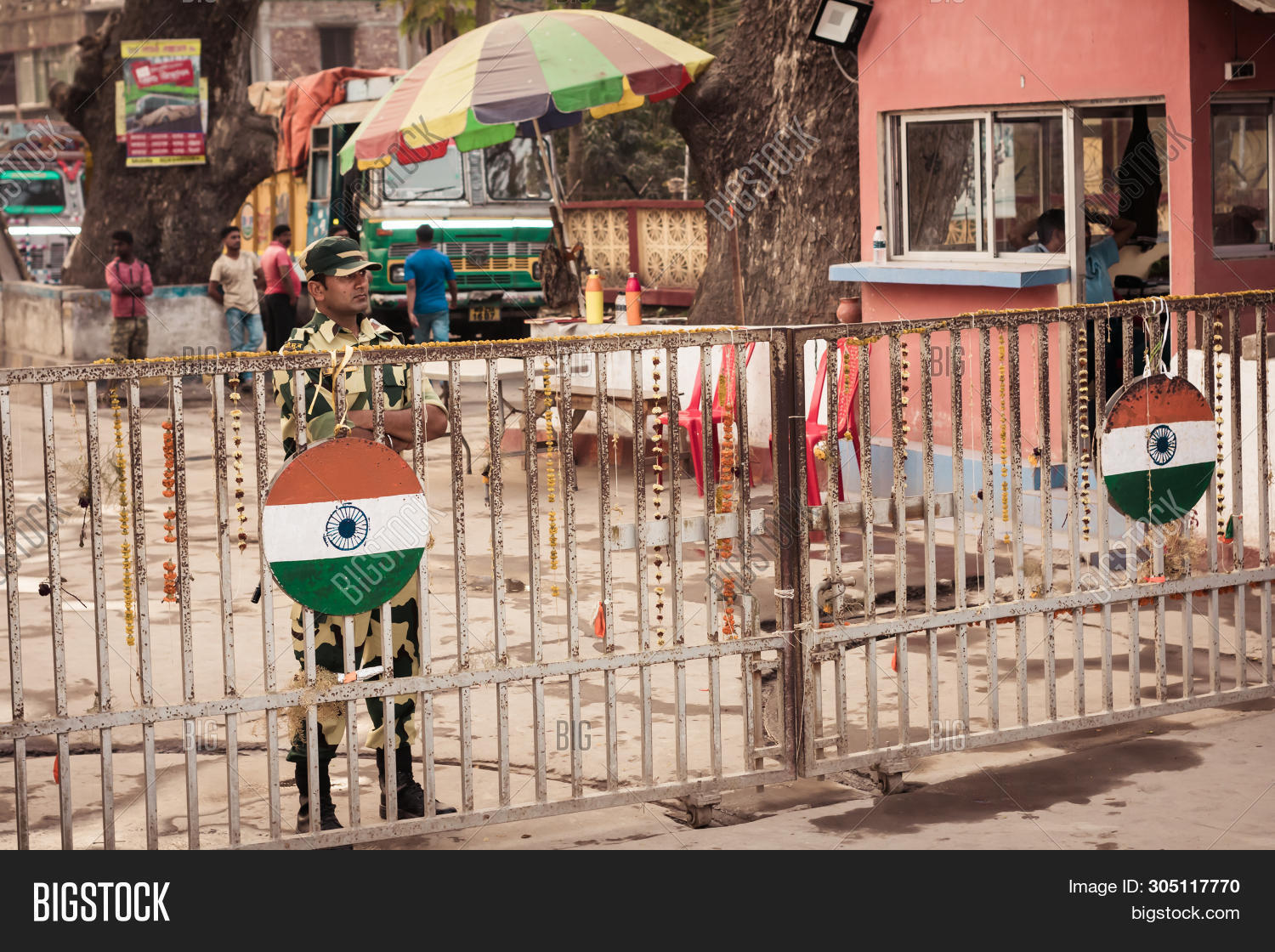 Petrapole Benapole, Image & Photo (Free Trial) | Bigstock