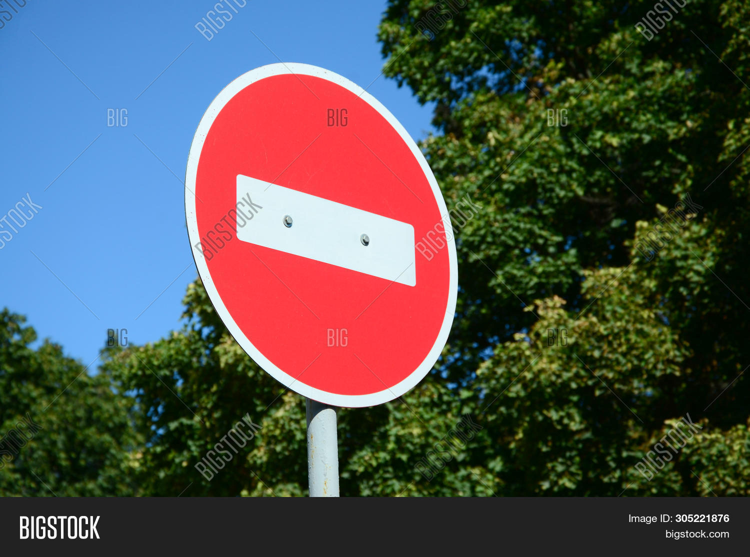 Circular Red Sign Image & Photo (Free Trial) | Bigstock
