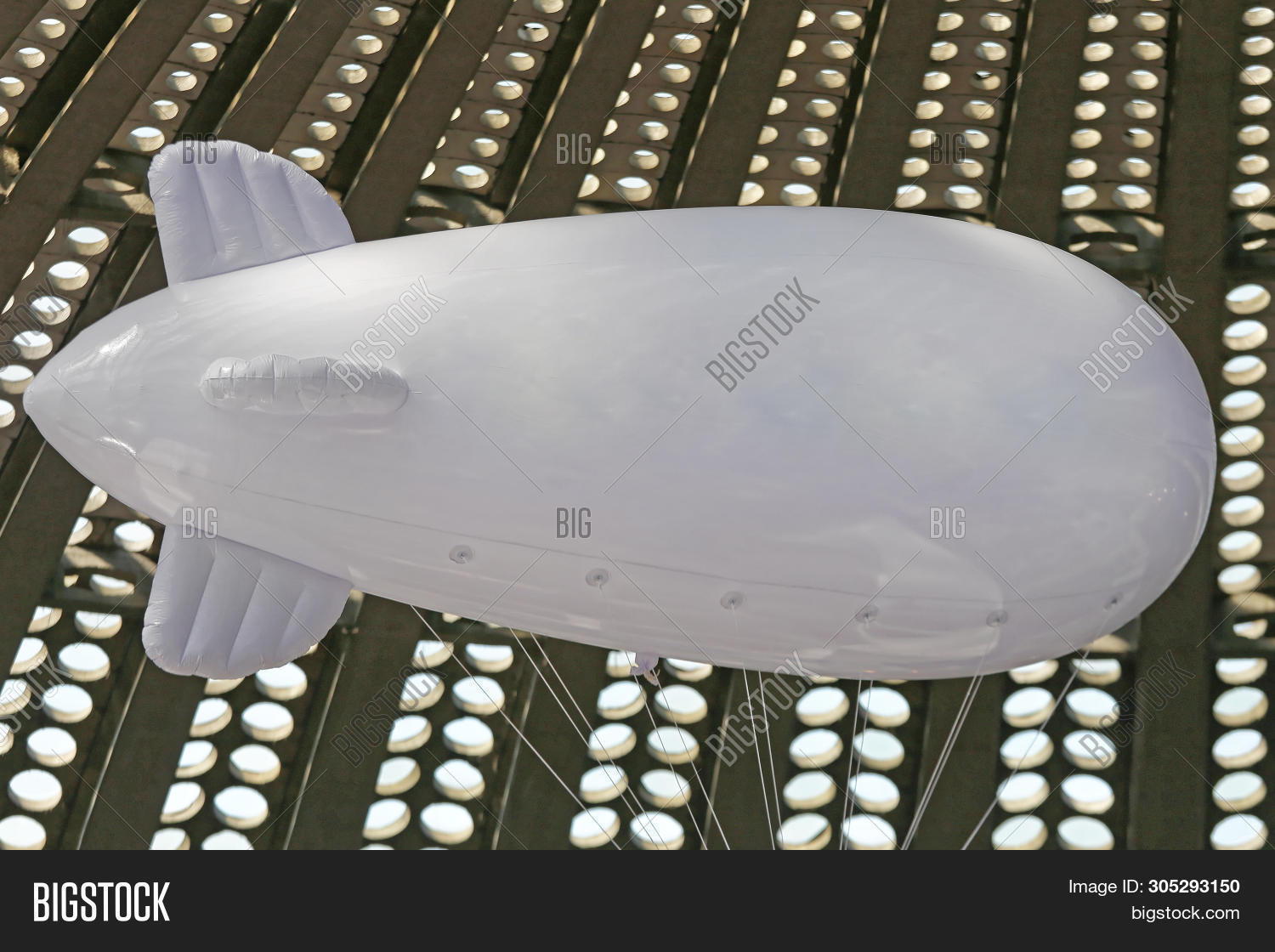 Airship Blimp Balloon Image & Photo (Free Trial) | Bigstock